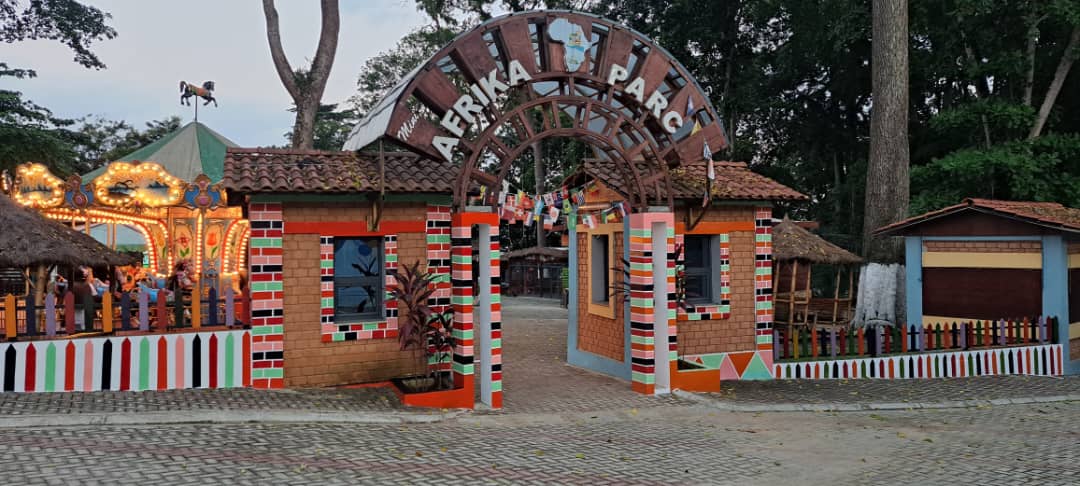 MINI AFRICA PARC - Ivoire Travel