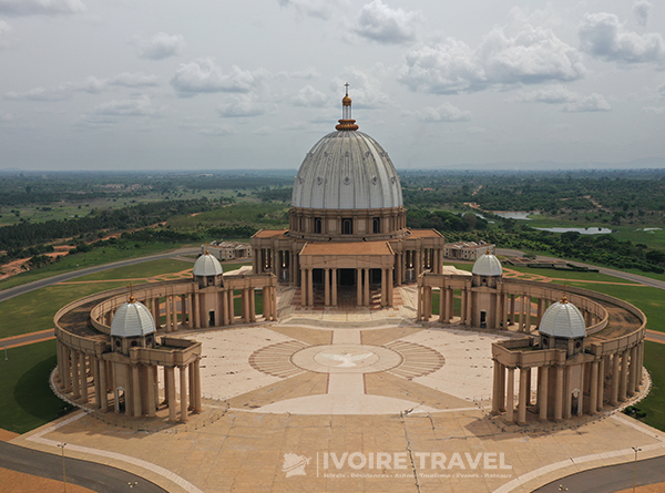 yamoussoukro - Ivoire Travel